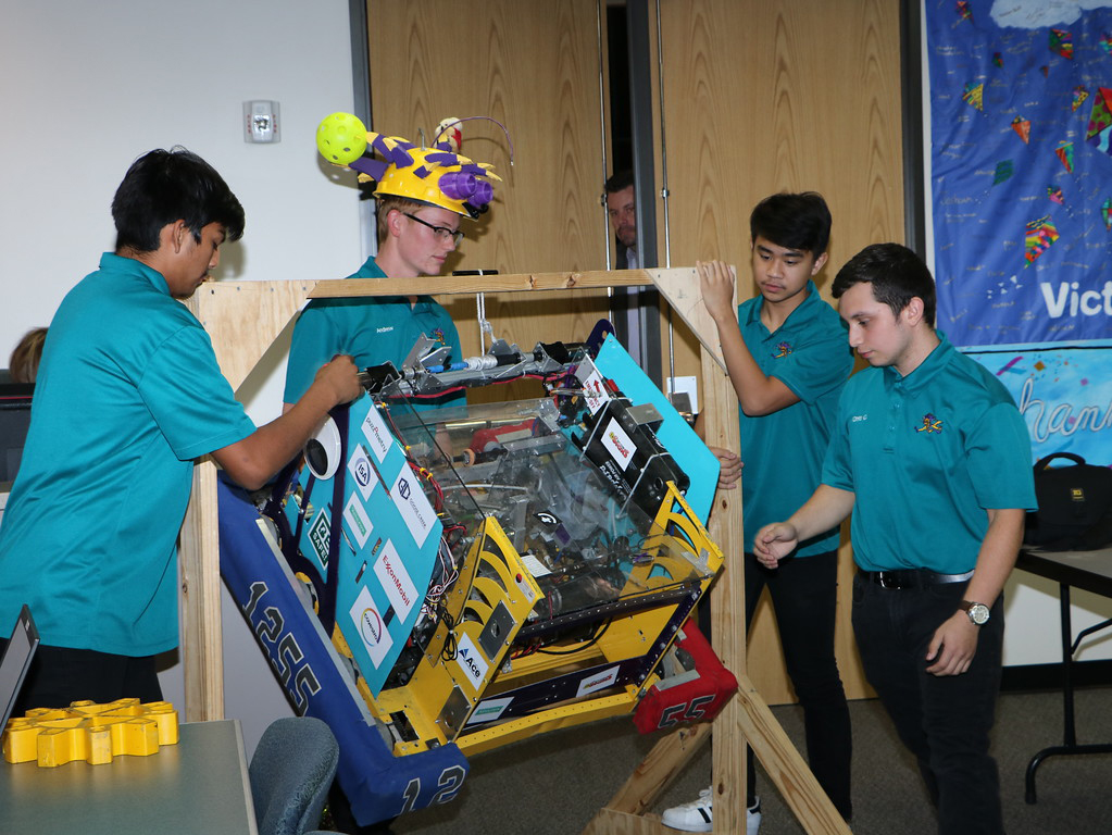 Goose Creek CISD | Here, We Grow Giants